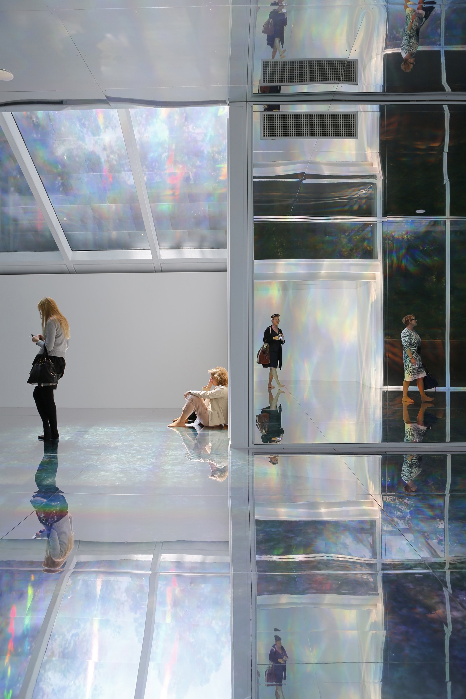 Venice Biennale: Kimsooja - Fluoro