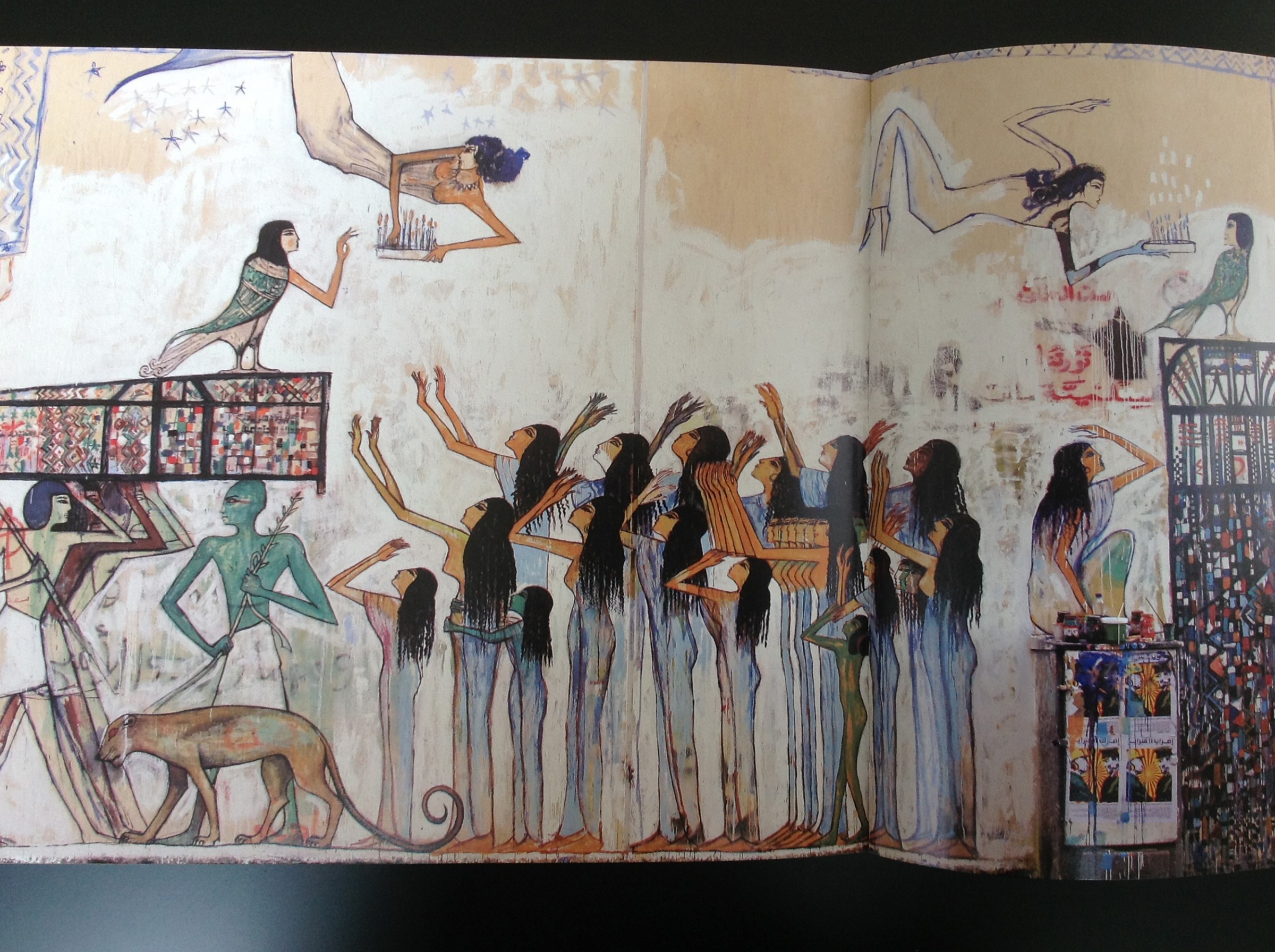 Revolution Graffiti - Fluoro