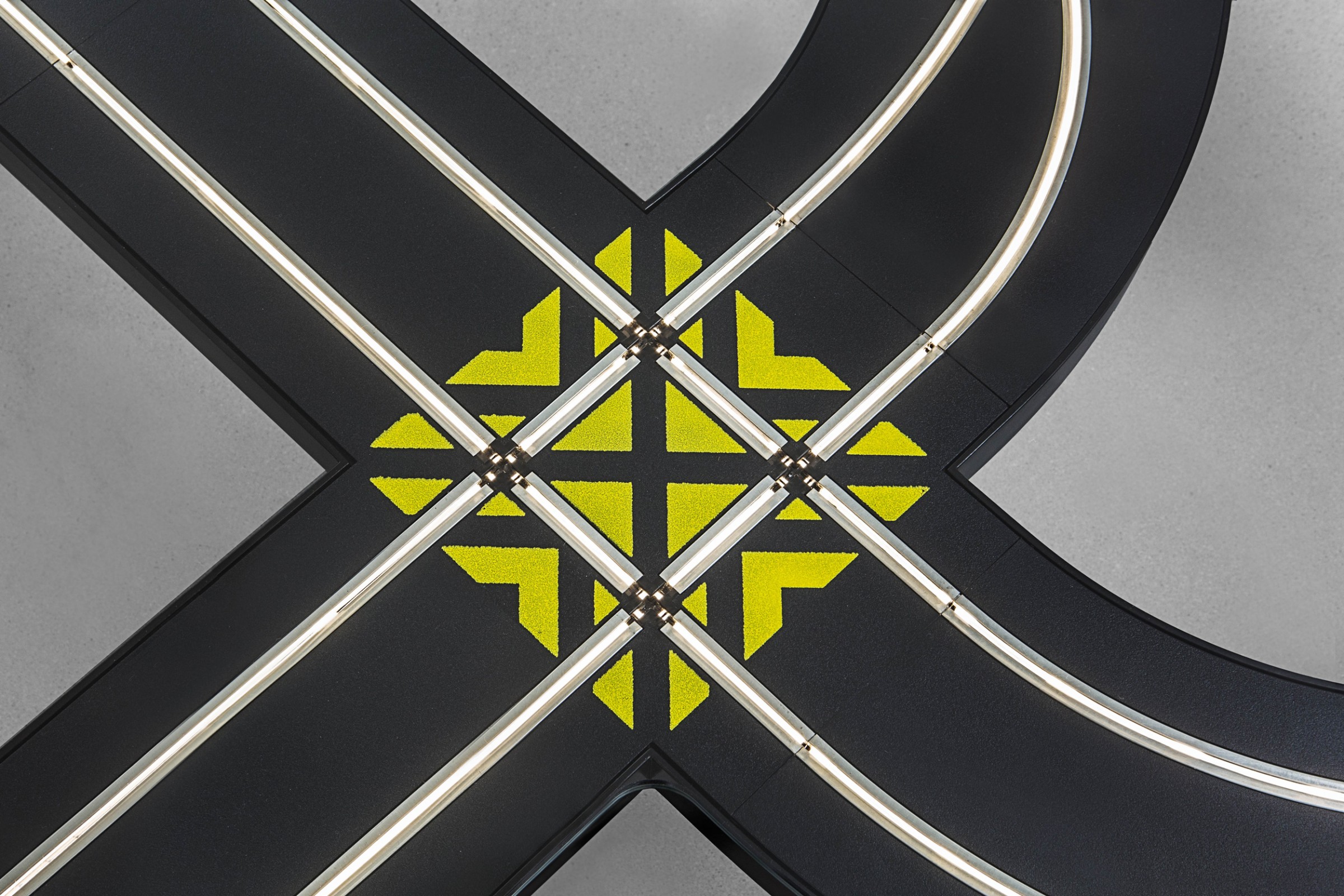 Stuart Haygarth: Meaningful Beauty - Fluoro