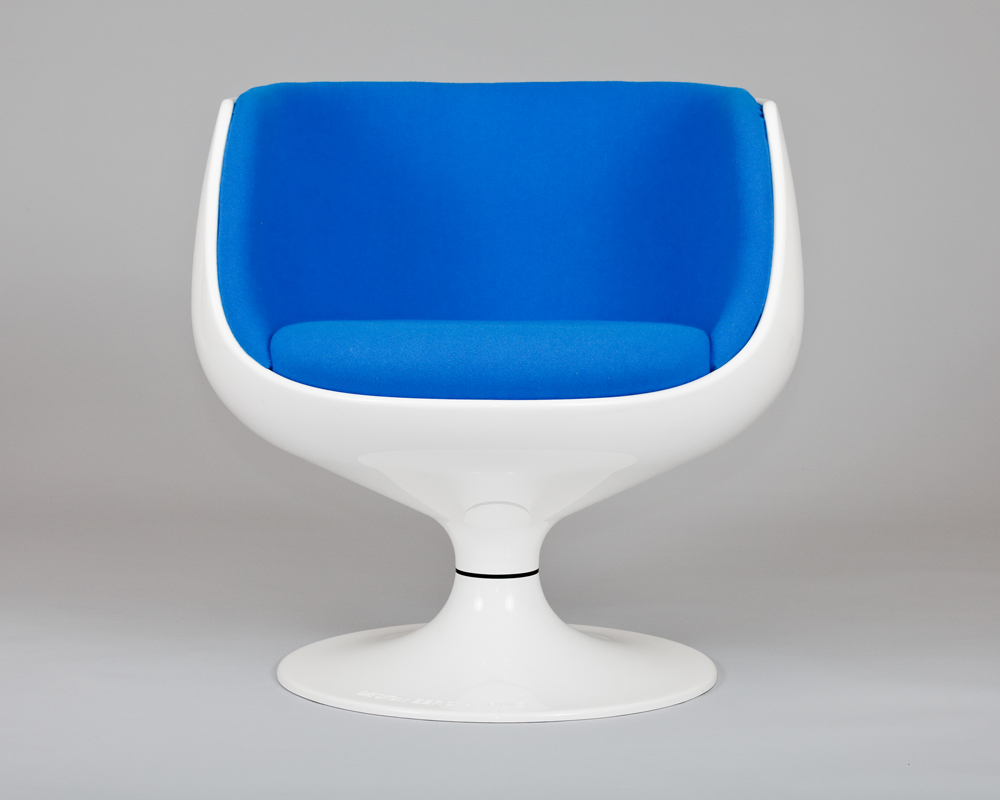 A Moment in Time with Eero Aarnio - Fluoro